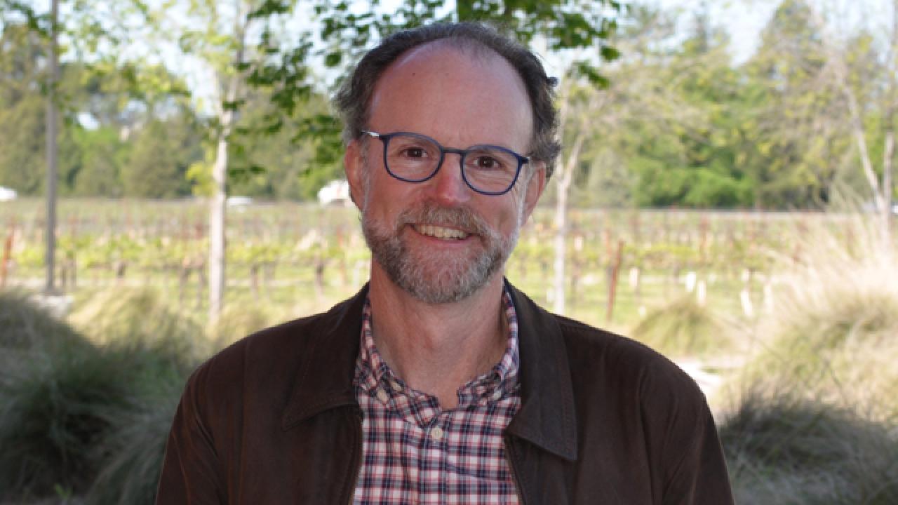 BFTV Cluster News - Research Spotlight: Dr. Andy Waterhouse - Wine ...